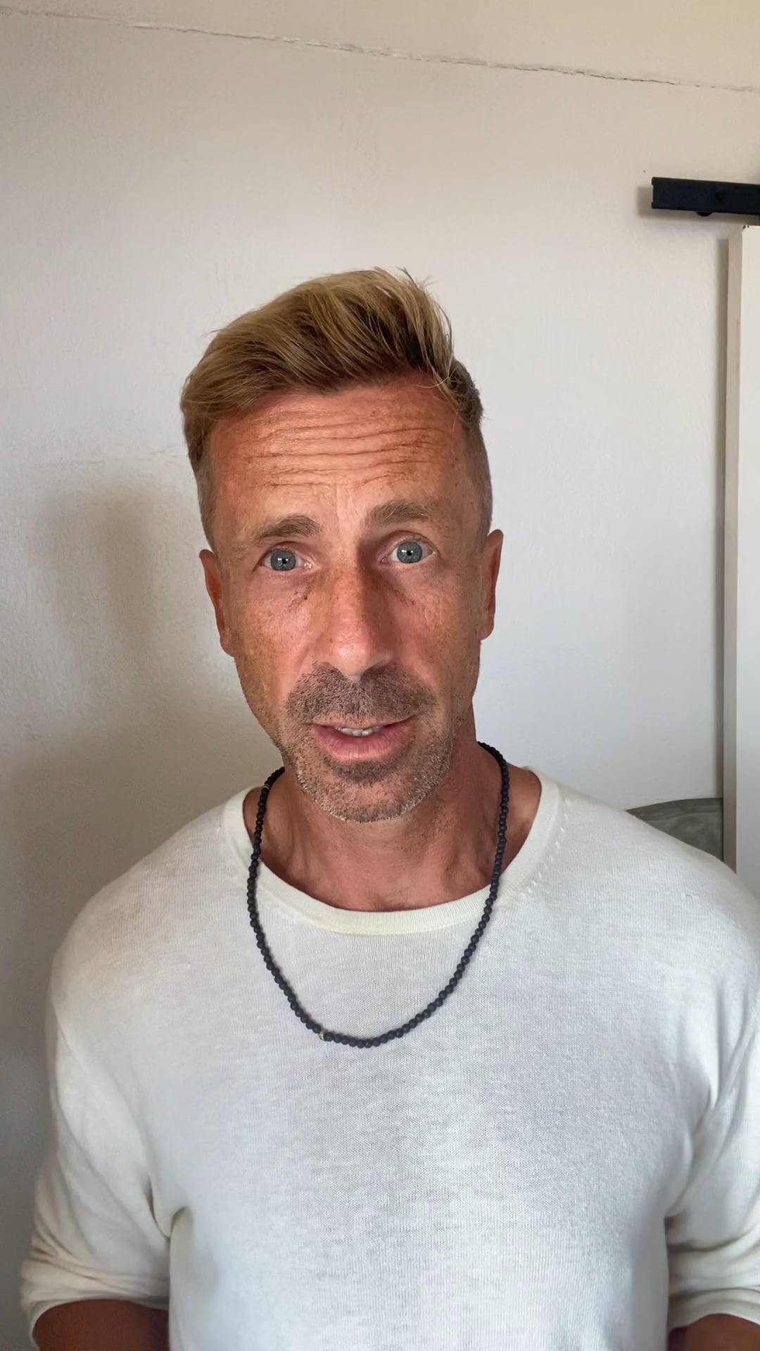 Jonathan Van Viegen | 300k+ on Instagram, Registered Psychotherapist (Qualifying), Toronto, ON ...